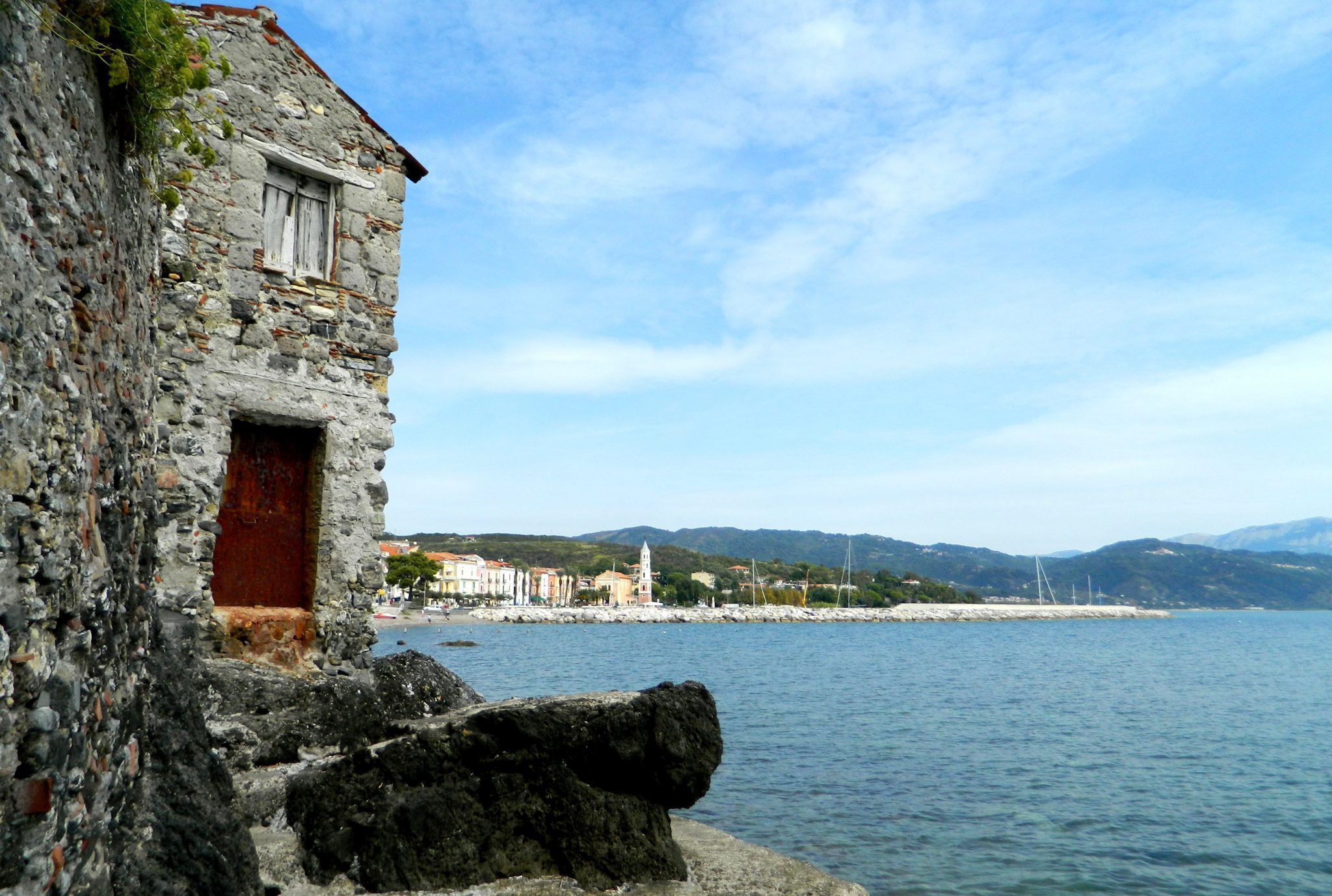 Paesi del Cilento: Scario - www.cilentano.it