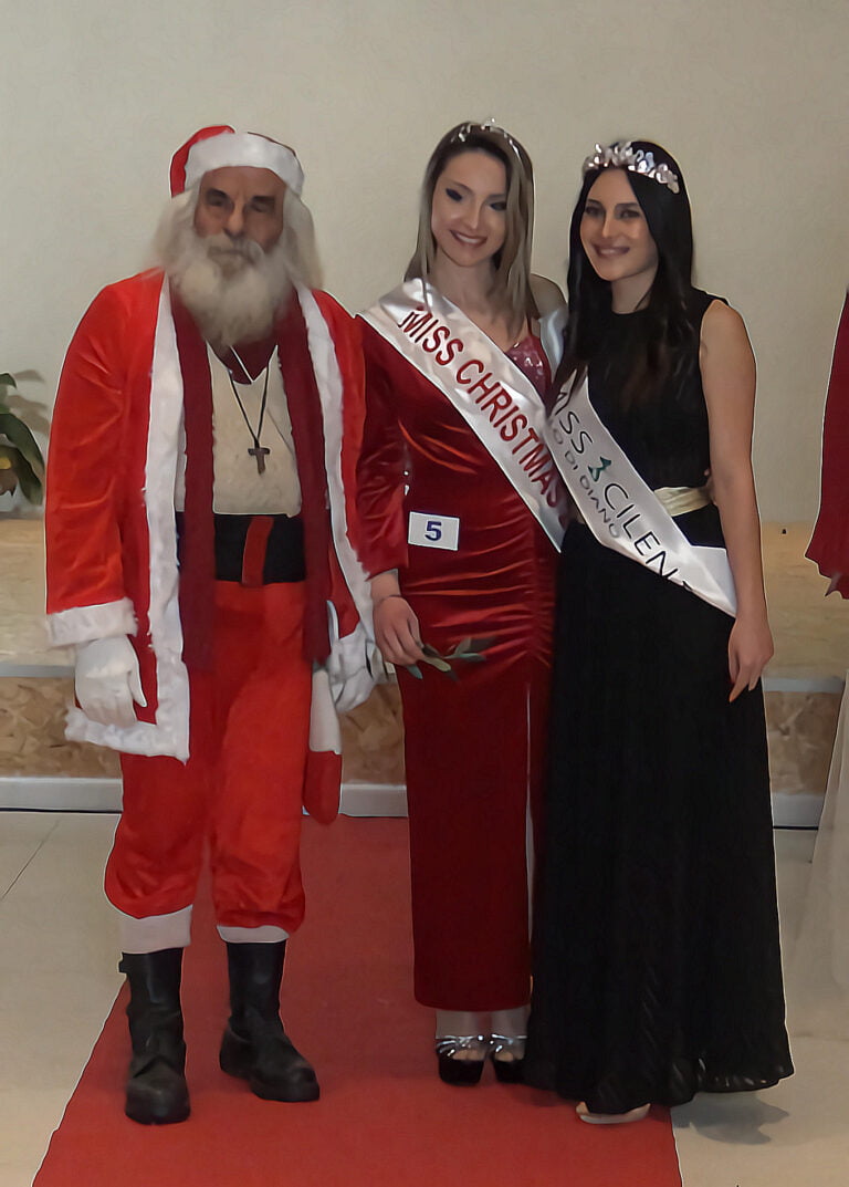 MissCilento.it: Miss Christmas 2023 e la Prima Miss del 2024 sono ...